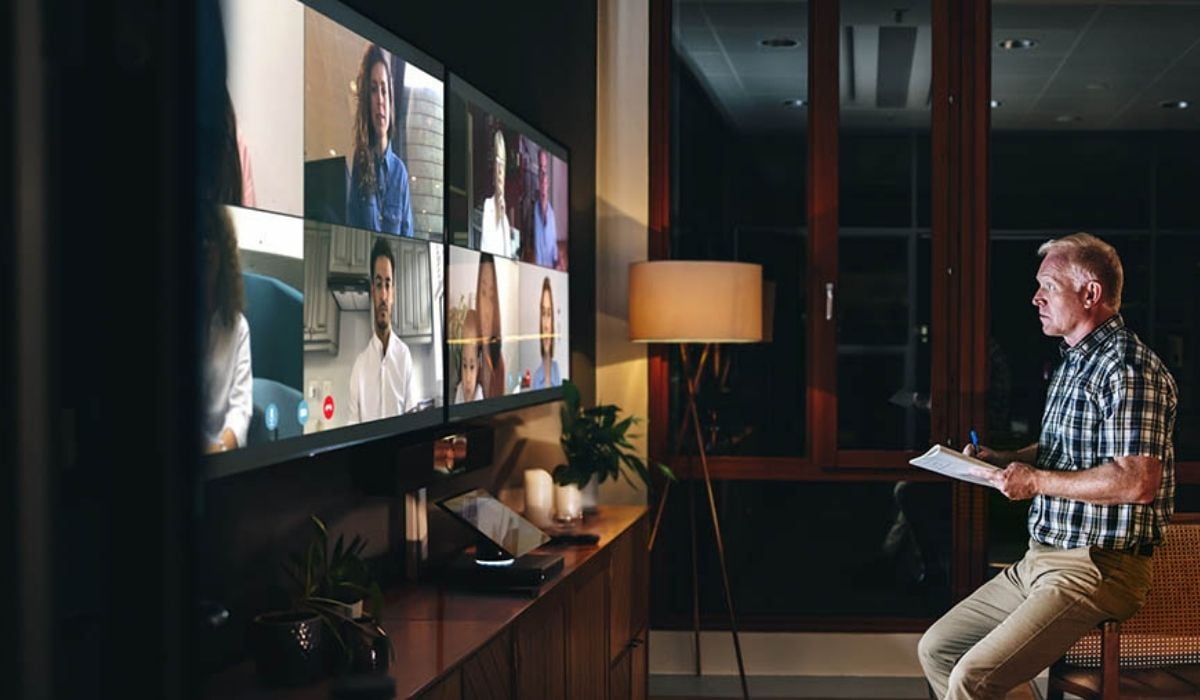 How to Get Zoom on a TV 4 Quick Methods Homeowner
